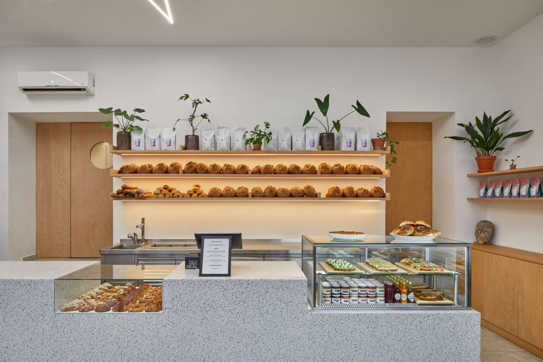Staron TERRAZZO VENEZIA | Counter Production Ltd