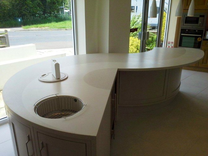 Curved Corian® Two Tone Island | Counter Production Ltd